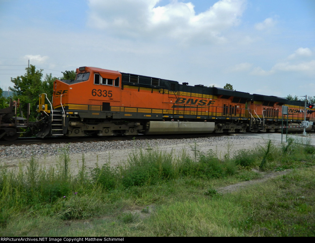 BNSF 6335